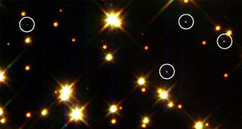 Cooling stars hint at dark matter particles