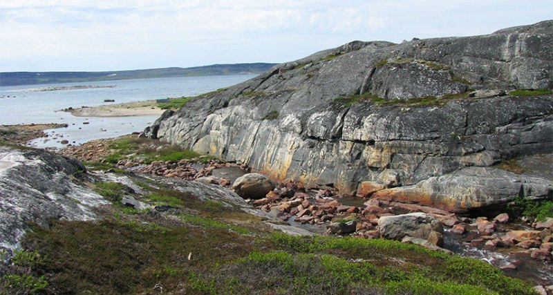 Remnants of Earth’s original crust preserve time before plate tectonics