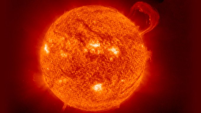 The sun may have more carbon and nitrogen than previously thought ...