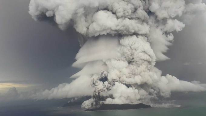 The Hunga Tonga volcano eruption touched space