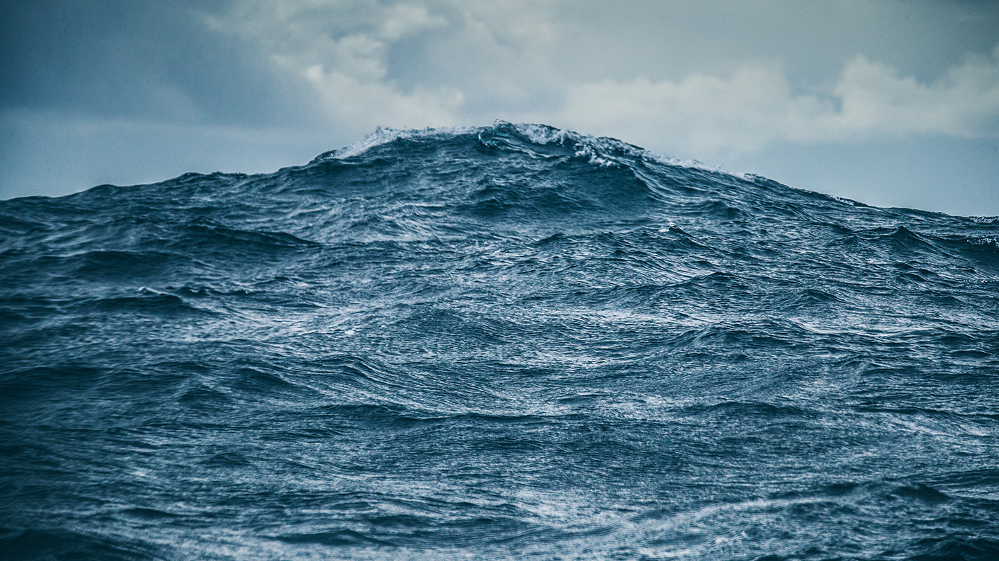This AI can predict ship-sinking 'freak' waves minutes in advance