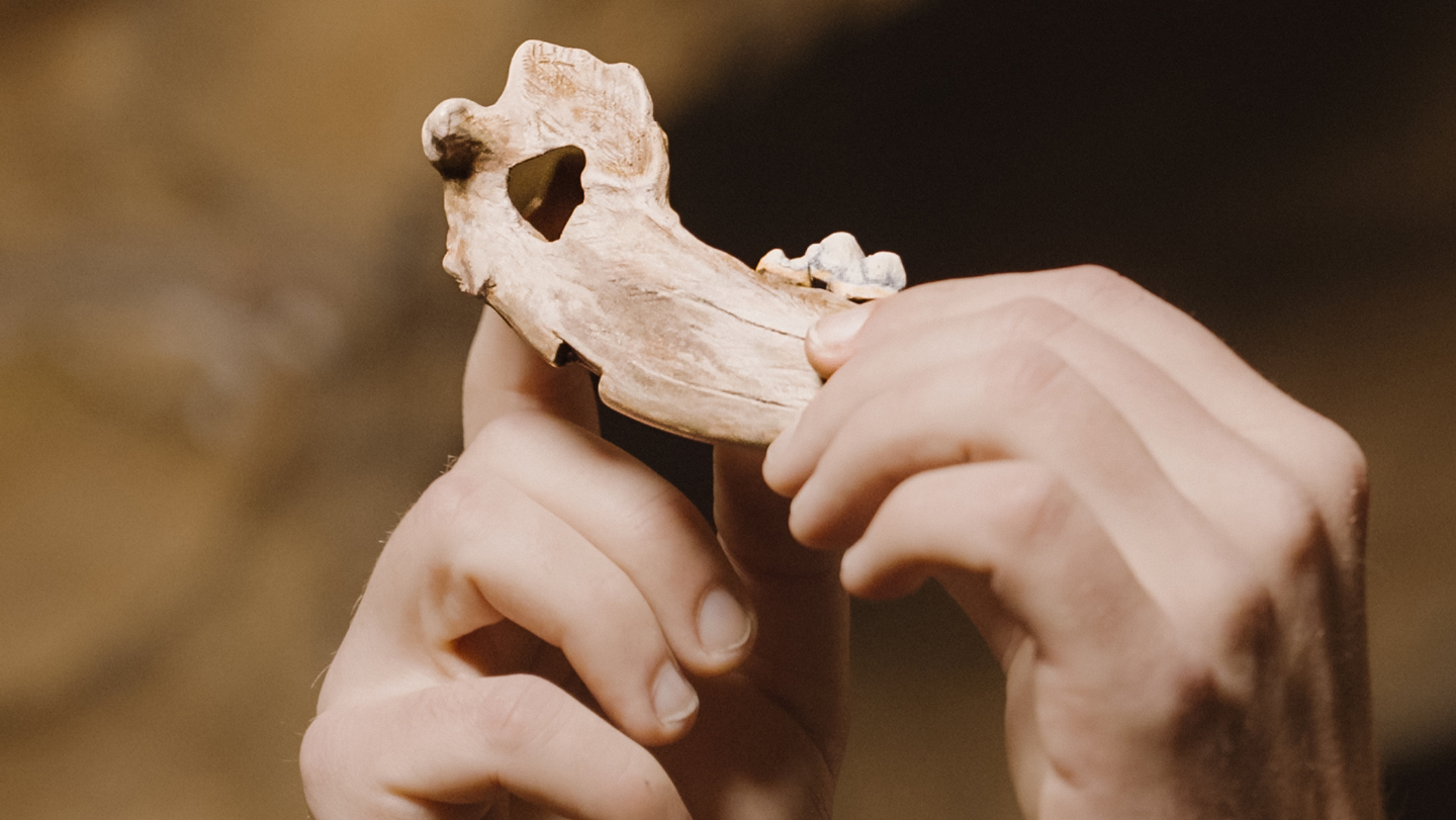 Neandertals mastered fire-making tools 400,000 years ago