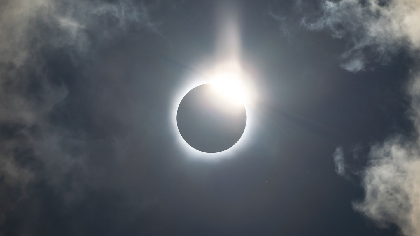 Seismic data captured the sound of awe during a solar eclipse